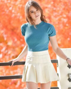 Ellie Eilish Bio, Age, Career, Net Worth, Height, Boyfriend,