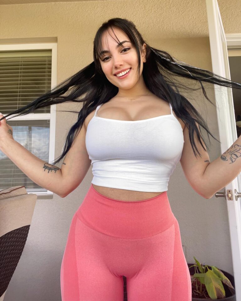 Nika Venom Bio, Age, Career, Net Worth, Height, Boyfriend & More